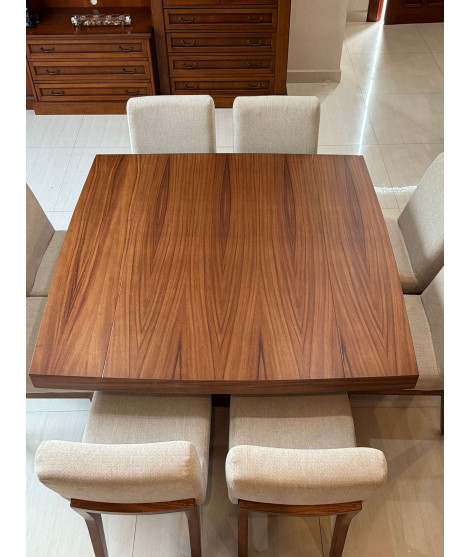 Comedor Leo Cuadrado