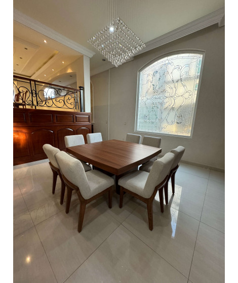 Comedor Leo Cuadrado